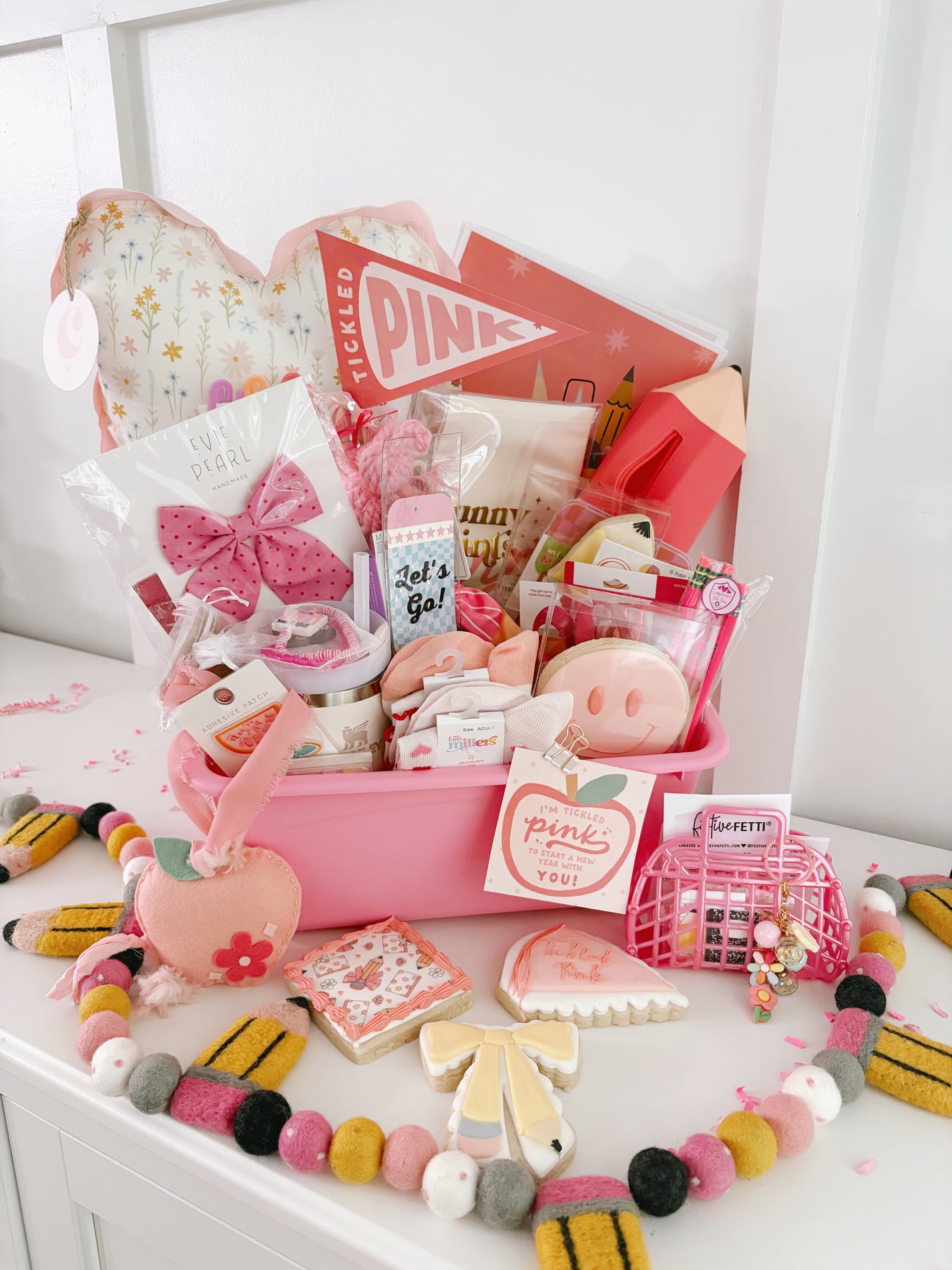 Tickled PINK collection | Printable Gift set – The Letter Vee
