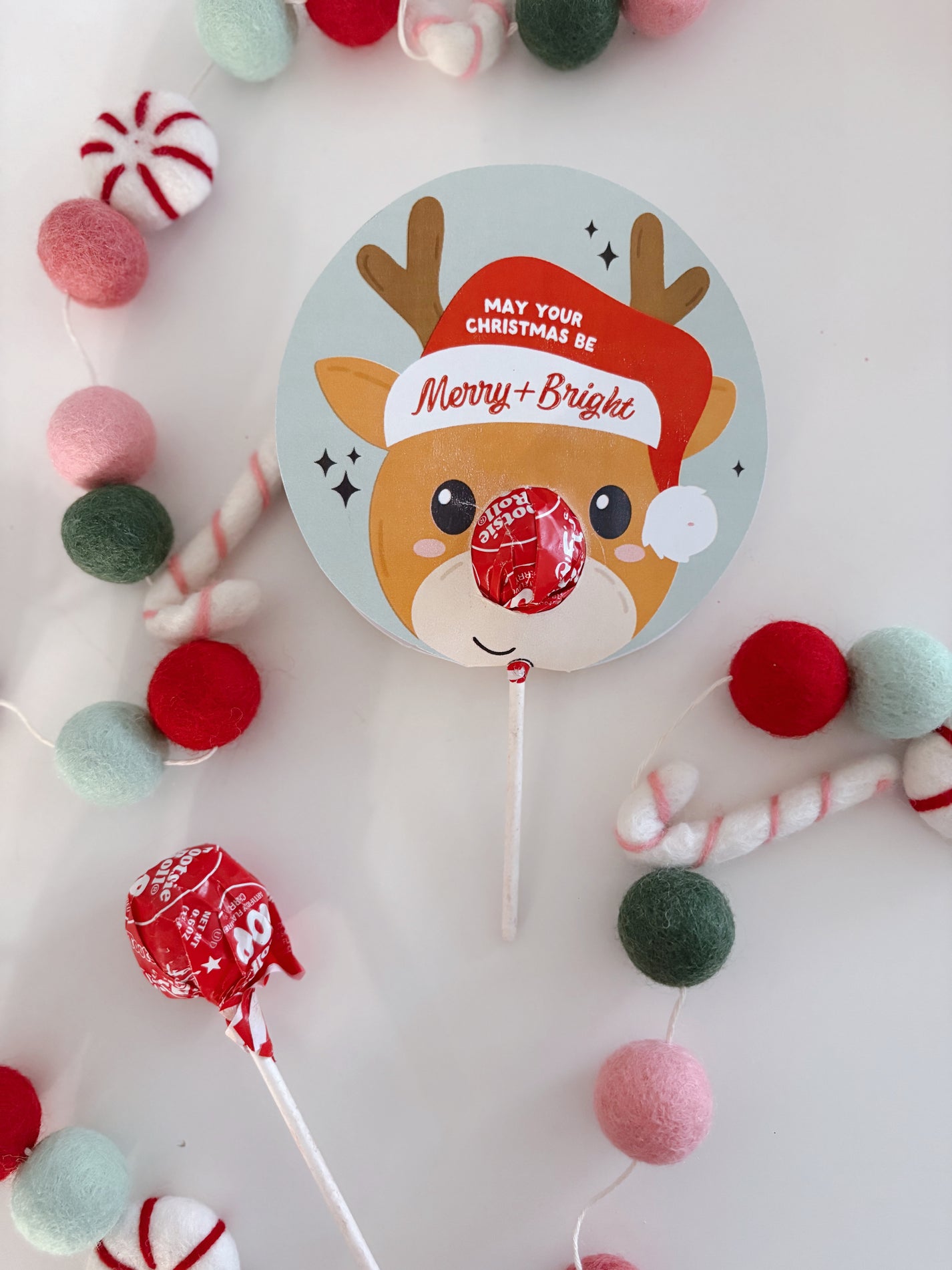 Reindeer Lollipop Holders | Printable Craft – The Letter Vee